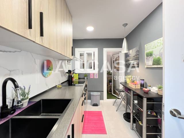 Piso en venta en La Salut, Badalona | fotocasa