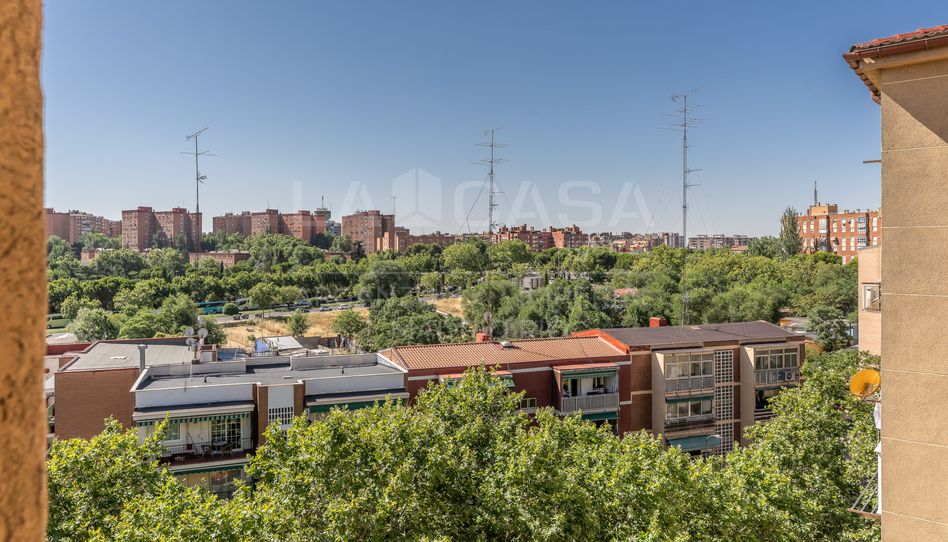 Piso en venta en Calle del Castillo de Oropesa, Simancas, Madrid | fotocasa