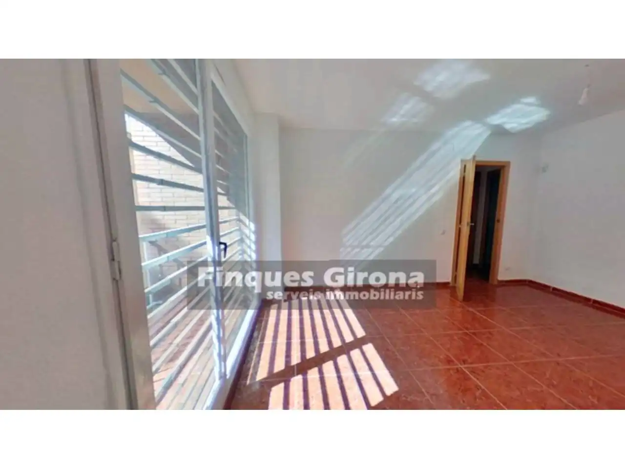 23 Casas y pisos con 4 habitaciones en venta en Sant Narcís, Girona ...