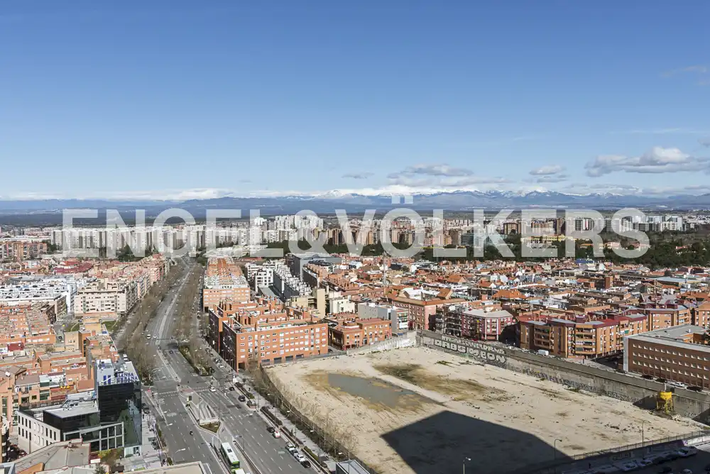 82 Pisos en venta en Valdeacederas, Madrid Capital | fotocasa