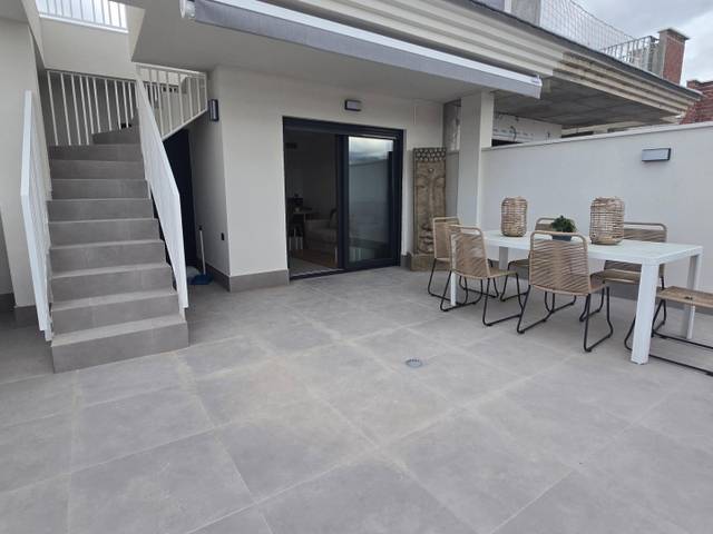 Apartamento en venta en Calle de la Nit, 4, Bonalba - Cotoveta ...