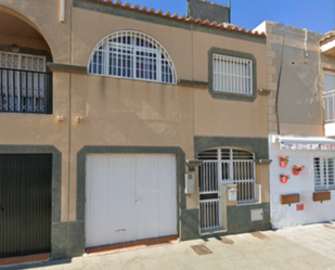 Viviendas y casas baratas en venta en Calle Vereda De Las Sirenas ...