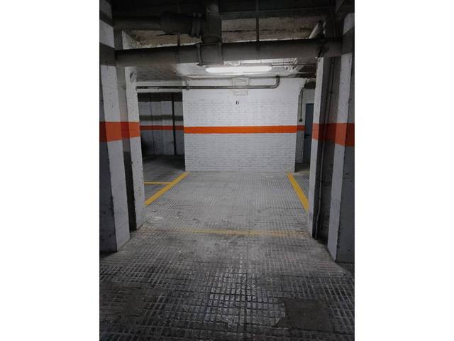 Garaje en venta en Navarra, Sota el Cami Ral, Granollers | fotocasa