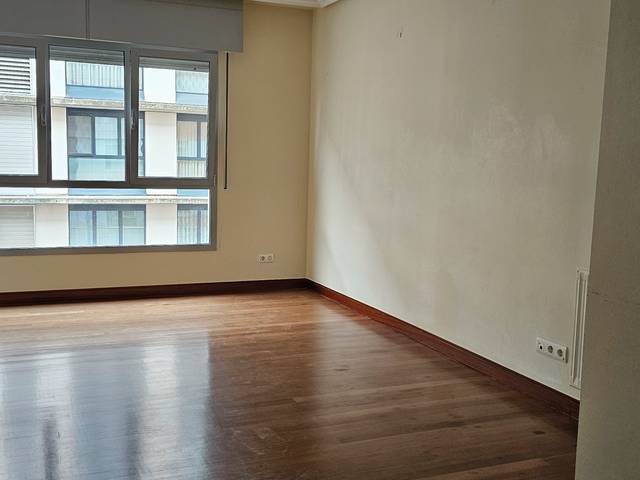 Piso en venta en Kalea María Victoria Uribe Laso, Rekalde Centro ...