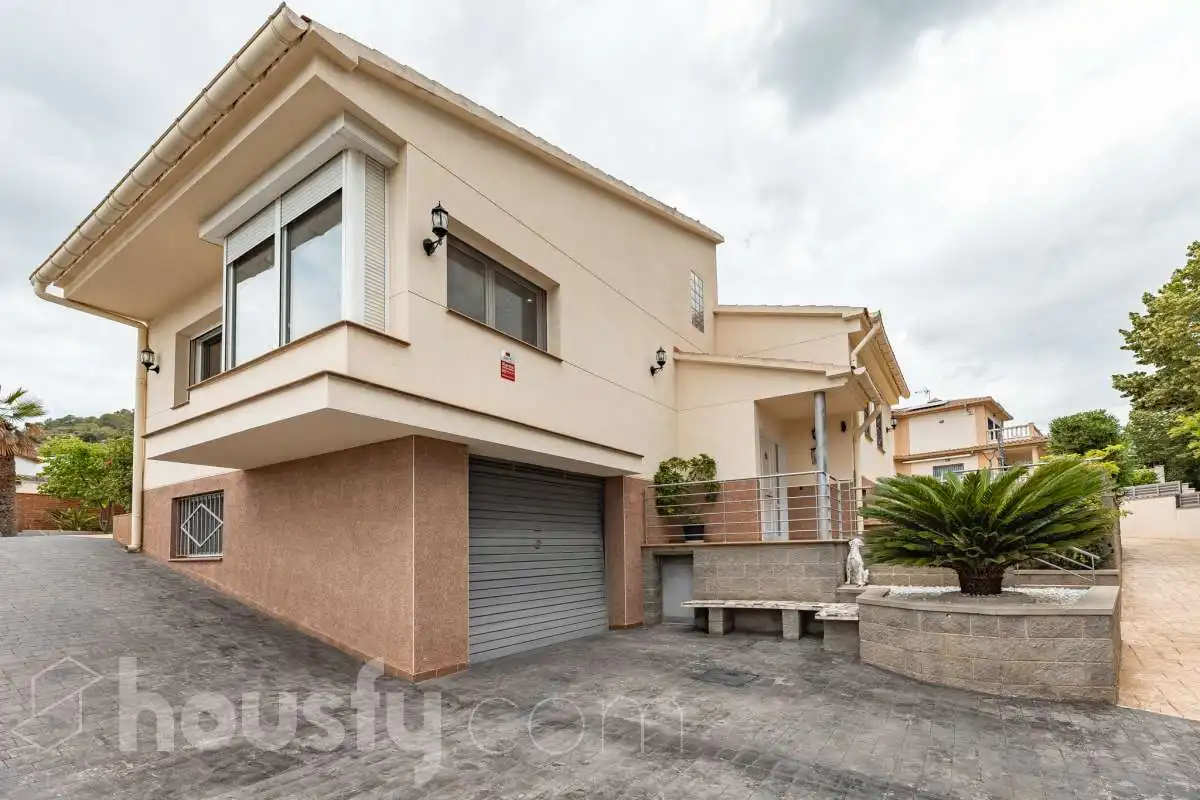 4 Casas y pisos en Avenida dels Til·lers, Sant Pere de Ribes | fotocasa
