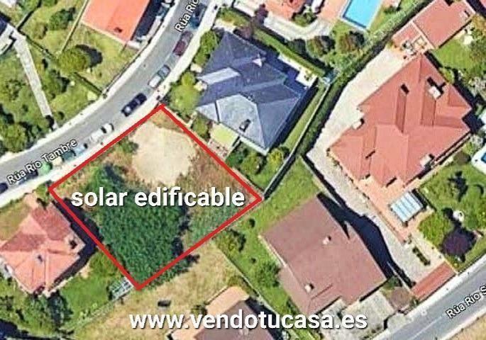 Residencial en venta en Del Río Tambre, San Salvador - Caeira, Poio ...