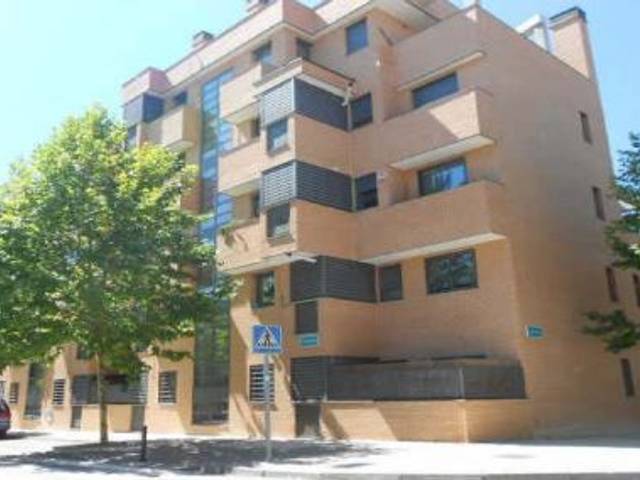 Garaje en venta en C/ Hayedo, Yebes - Valdeluz, Guadalajara | fotocasa