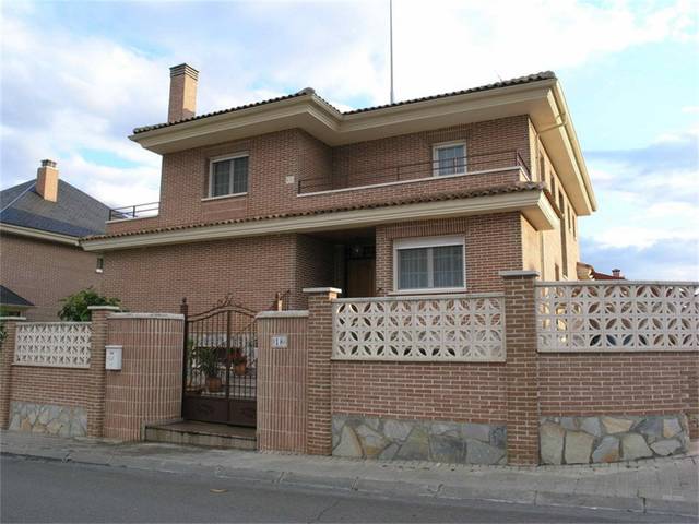 Casa o chalet en venta en Calle Pinar, 18, Meco pueblo, Madrid | fotocasa