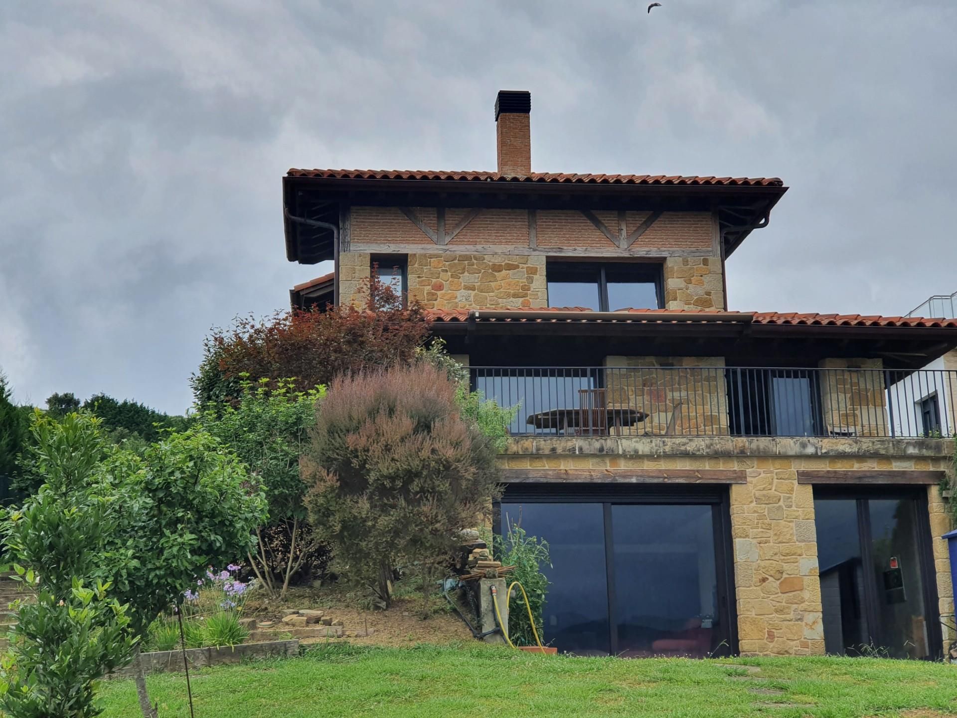 Casa o chalet en venta en Camino Talaimendi, 5, Zarautz, Gipuzkoa ... Casa o chalet en venta en Camino Talaimendi, 5, Zarautz, Gipuzkoa ...
