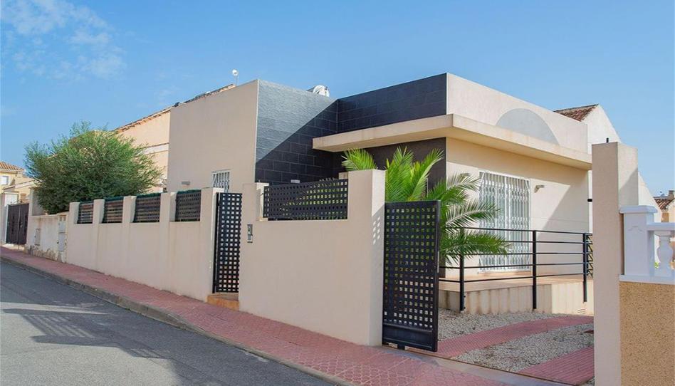 Casa o chalet en venta en Avenida de las Naciones, Rojales, Alicante ...