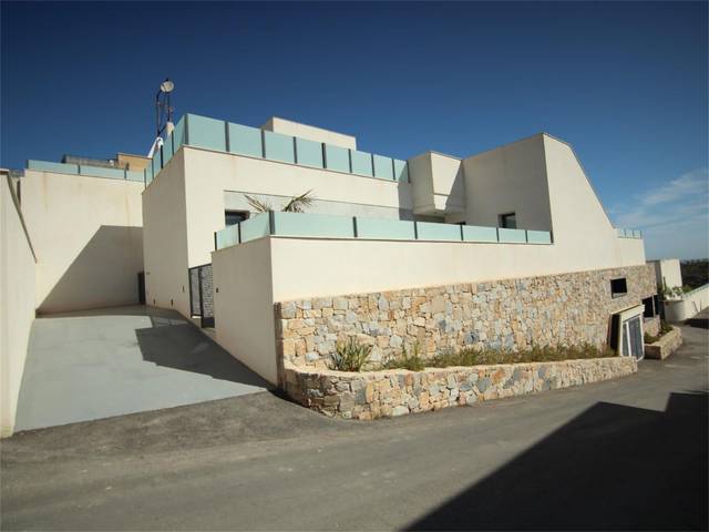 Casa o chalet en venta en Avenida del Recorral, Rojales, Alicante ...