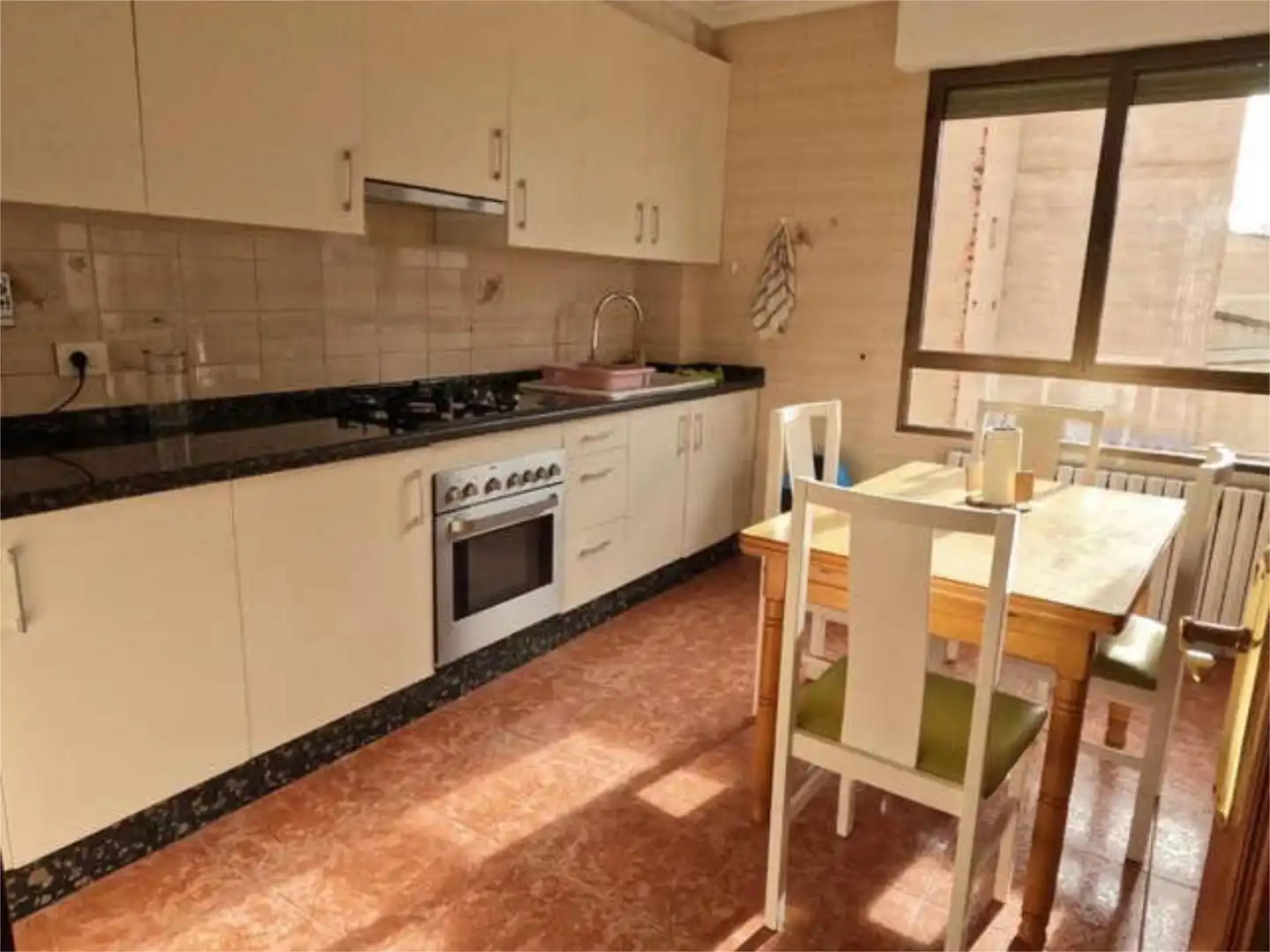 1 Casas y pisos de alquiler en Calle Camino Real, Yecla | fotocasa